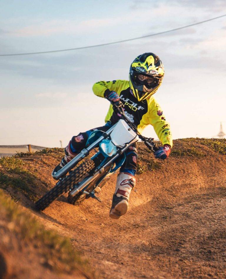 Knallert 30 Guide: Sikkerhed, Lovgivning & Talaria El-Knallert